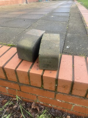 High Kerbs for Driveways charcoal / Brindle KL Key Kerb Block Paving ...