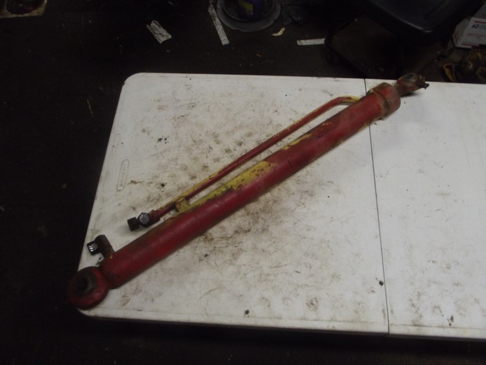 Gehl 2500 Mitey-Mac Left Hand Lift Cylinder | eBay