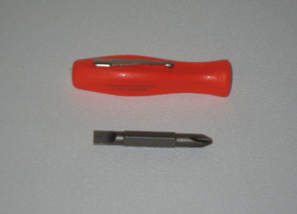 *NEW* Snap-on Pocket Screwdriver SDDDM1AO Reversible Tip *ORANGE* BRAND ...