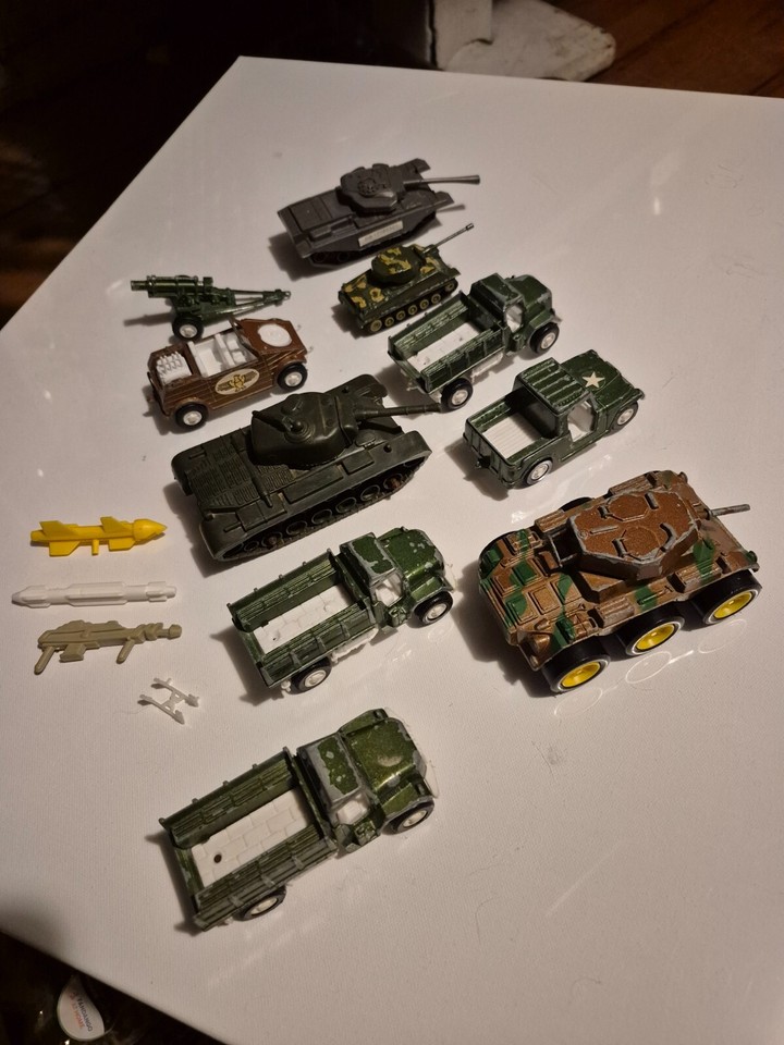 Set Of 7 Vintage 1970s TOOTSIE TOY Diecast Vehicles Tanks Howitzer ...