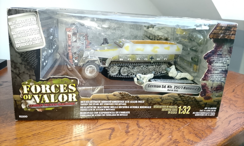 Forces of Valor 1/32 German Sd.Kfz 251/1 Hanomag | eBay.de