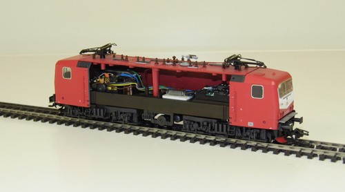 Märklin 3442.001 H0 Elektrolok BR 212 005-3 der DR "Schnittmodell" NEU ...