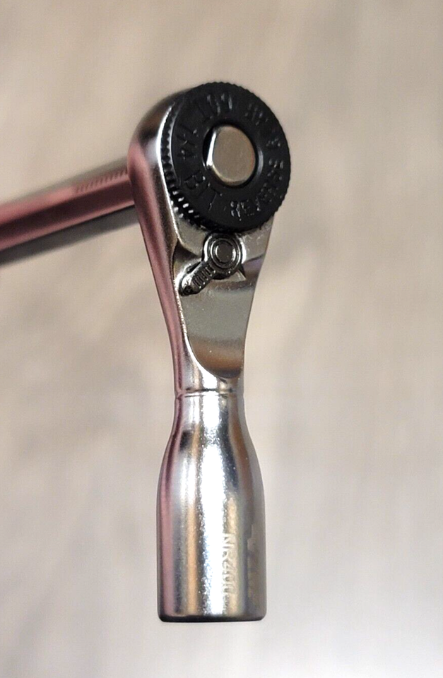 VIM Tools 42pc 1/4" dr + 1/4" Hex Stubby Nano Ratchet w/ Bits ...