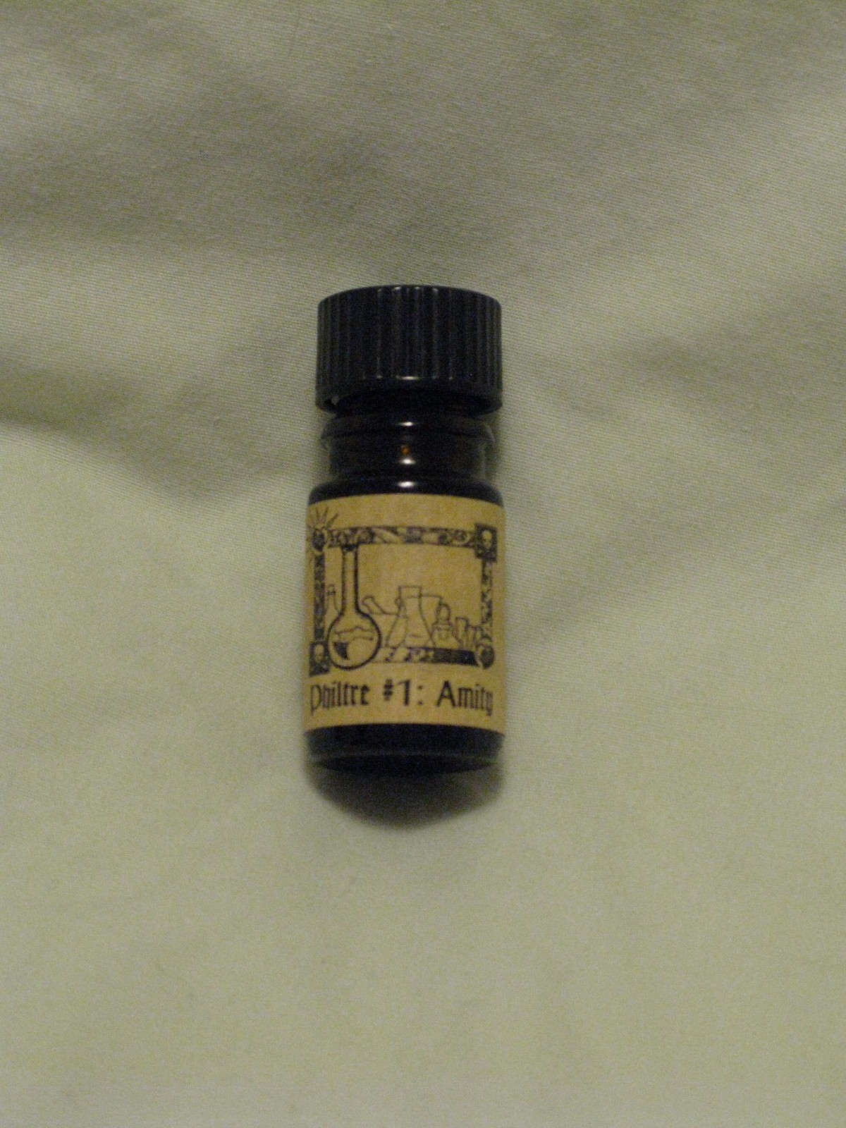 Arcana Soaps Perfume Oil 'Amity - Philtre #1' 5ml - Beautiful ...