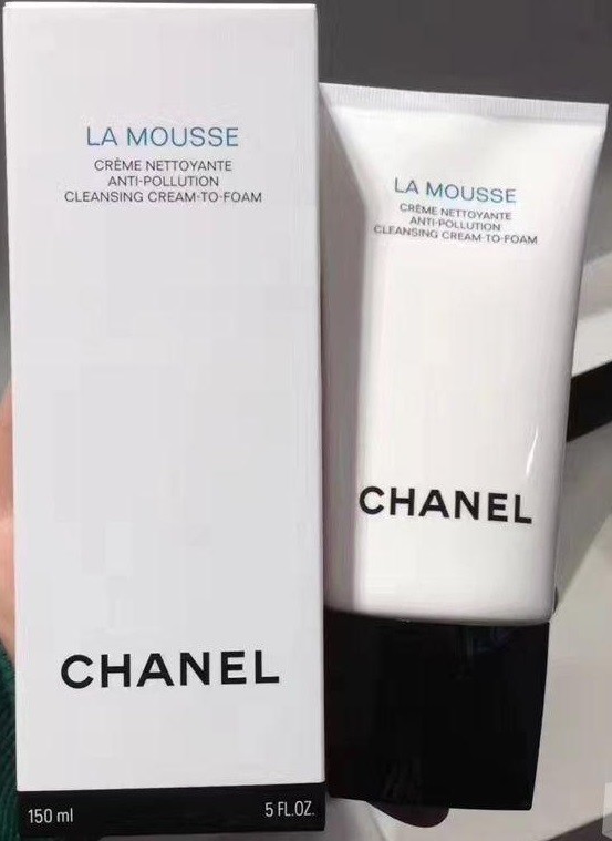 CHANEL LA Mousse Anti-Pollution Cleansing Cream-to-Foam 150ml ...