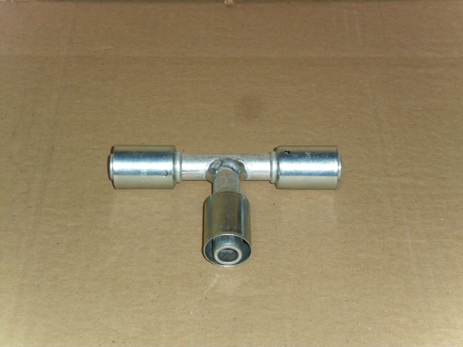 NEW AC FITTING #12 T-SPLICER REDUCED BARRIER AC BEADLOCK FITTING- 6204 ...