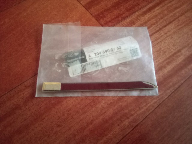 Mercedes-Benz OEM a 2046903162 Fender-body Side Molding Made in Germany ...