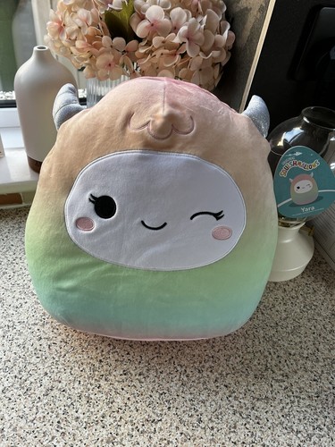 SQUISHMALLOWS YARA THE RAINBOW YETI 30CM 12 INCHES BNWT Soft Toy Plush ...