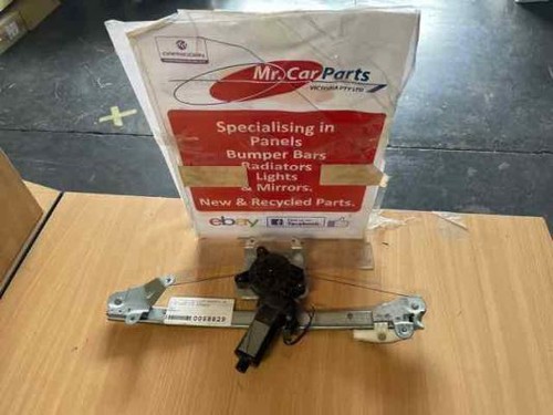 HOLDEN COMMODORE VX SEDAN AUTOMATIC 2001 - DOOR WINDOW REGULATOR ...