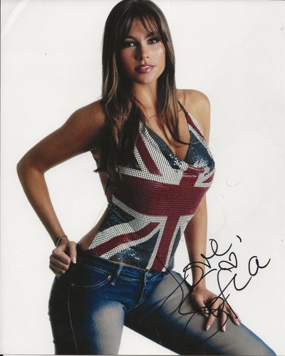 SOFIA VERGARA SIGNED PHOTO AUTOGRAPH ORIGINAL SIGNATURE MODERN 8X10 REPRINT | eBay