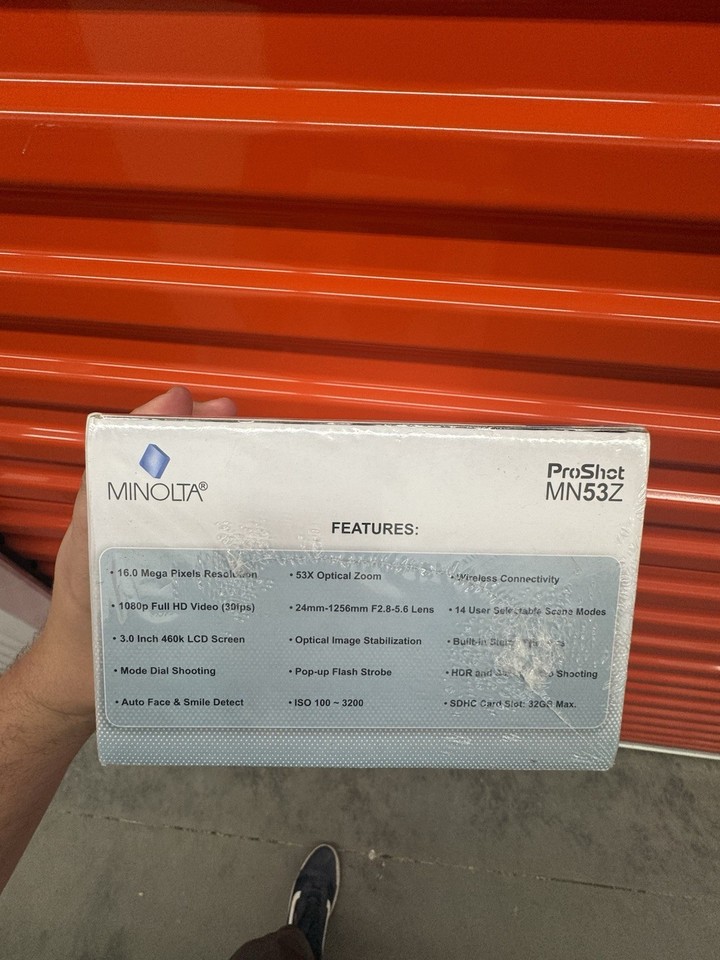 Digital Camera with 53x Optical Zoom Brand New Minolta MN53Z Pro Shot ...