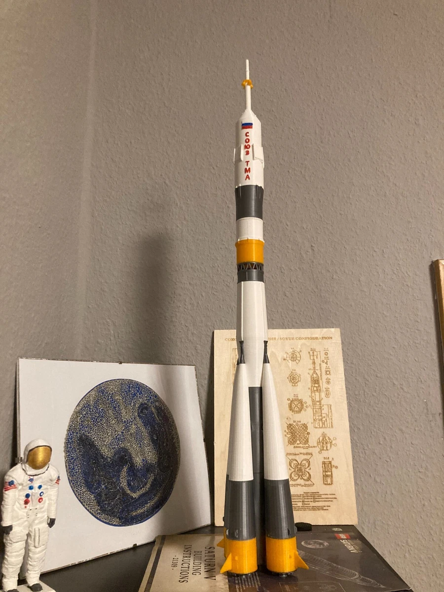 Soyuz Spacecraft Model Kits
