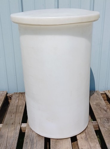 TANK; 30 Gallon/110 Liter, Polyethylene, Cylindrical/Round, with loose ...
