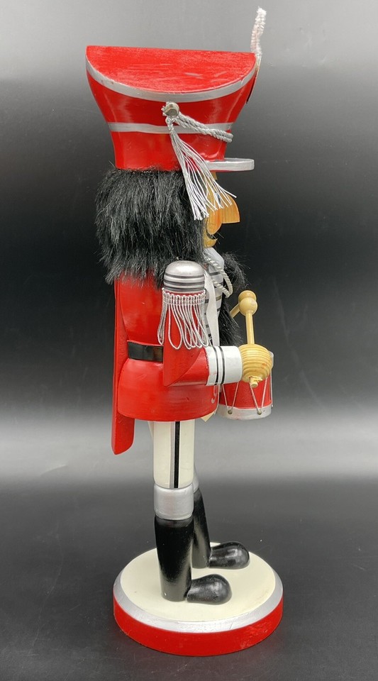 Limited Edition 2010 Red and Silver Drummer Nutcracker Collection 5732/22047 843902009210| eBay