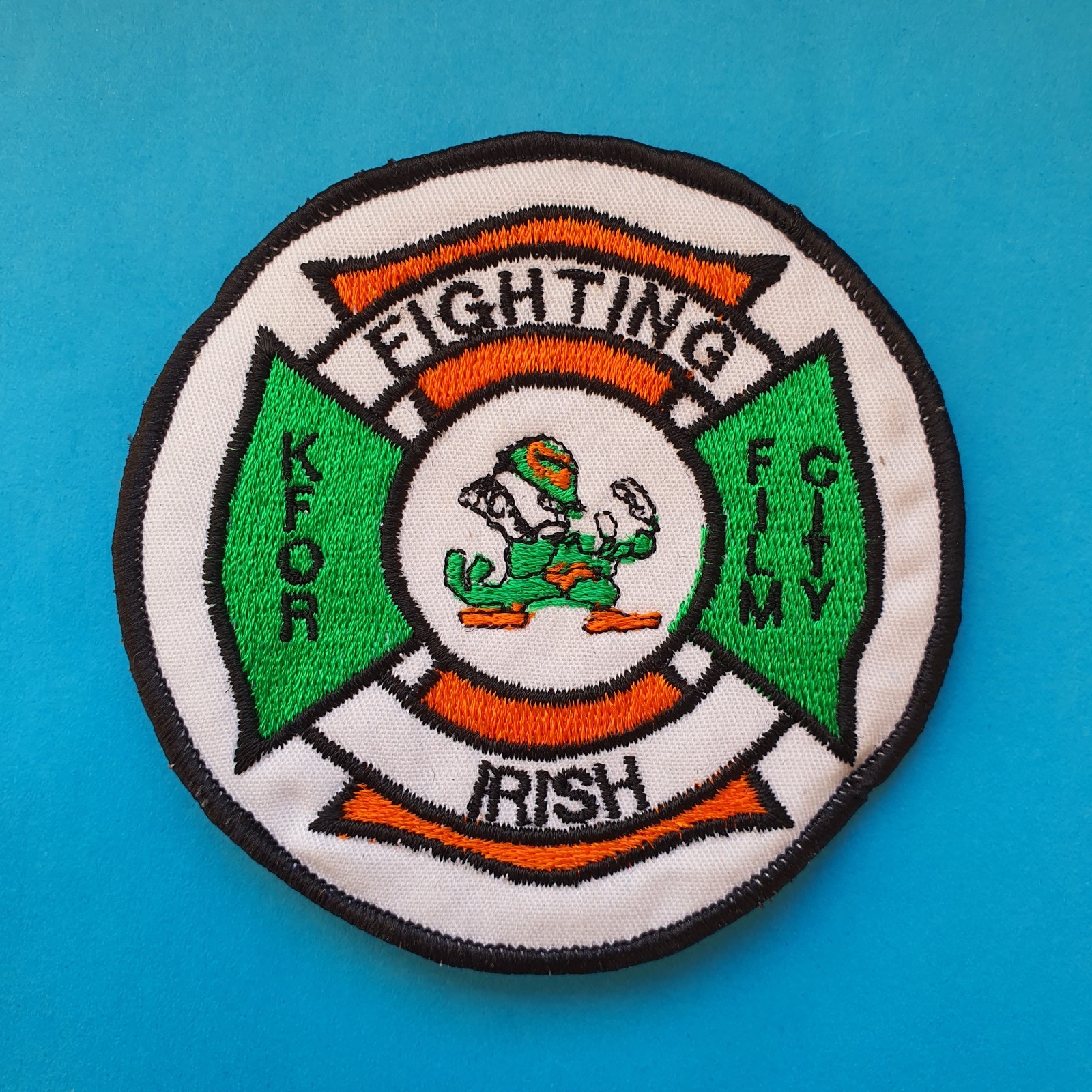 NATO KFOR Mission Ireland Irish Defense Forces FIGHTING FILM CITY Badge ...