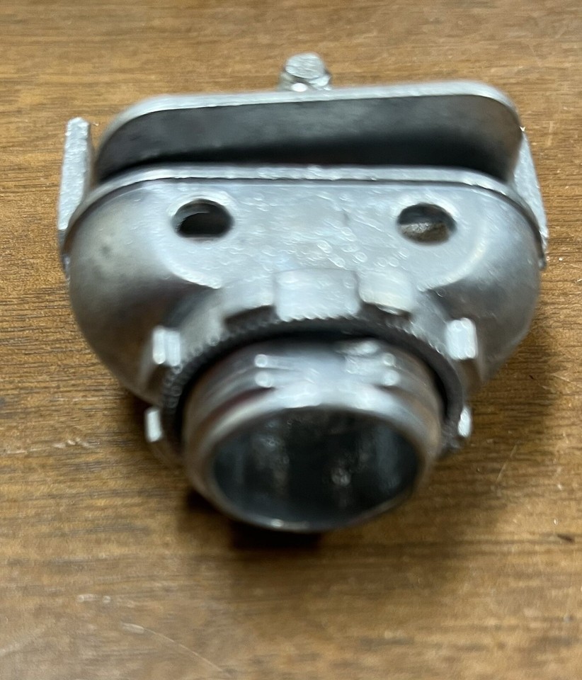 *NEW IN BOX* Bridgeport 601-DC2 3/8" Duplex Connector (Box of 20)-CT ...