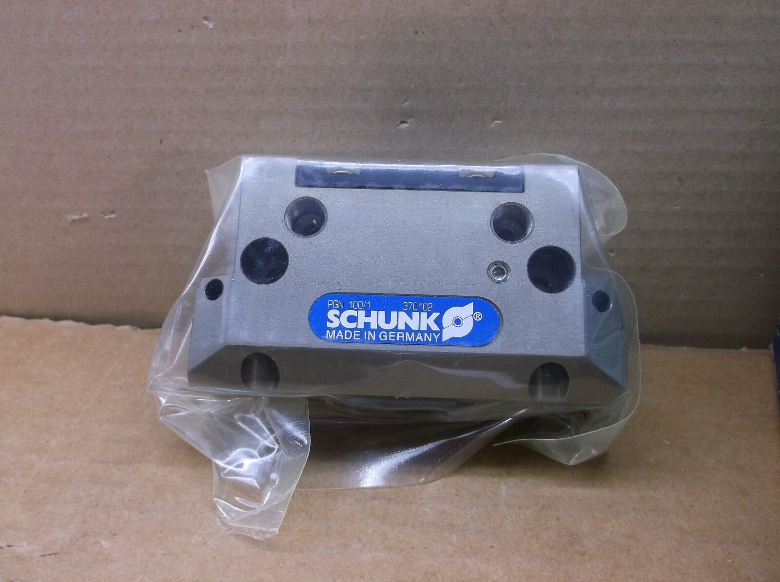 PGN 100/1 SCHUNK 2 Two Finger Parallel Gripper 0370102 PGN1001 for sale ...