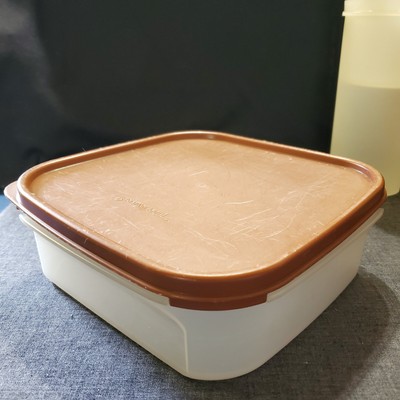 Tupperware Modular Mate, Square 1, 5 cup container Brown Seal/Lid | eBay
