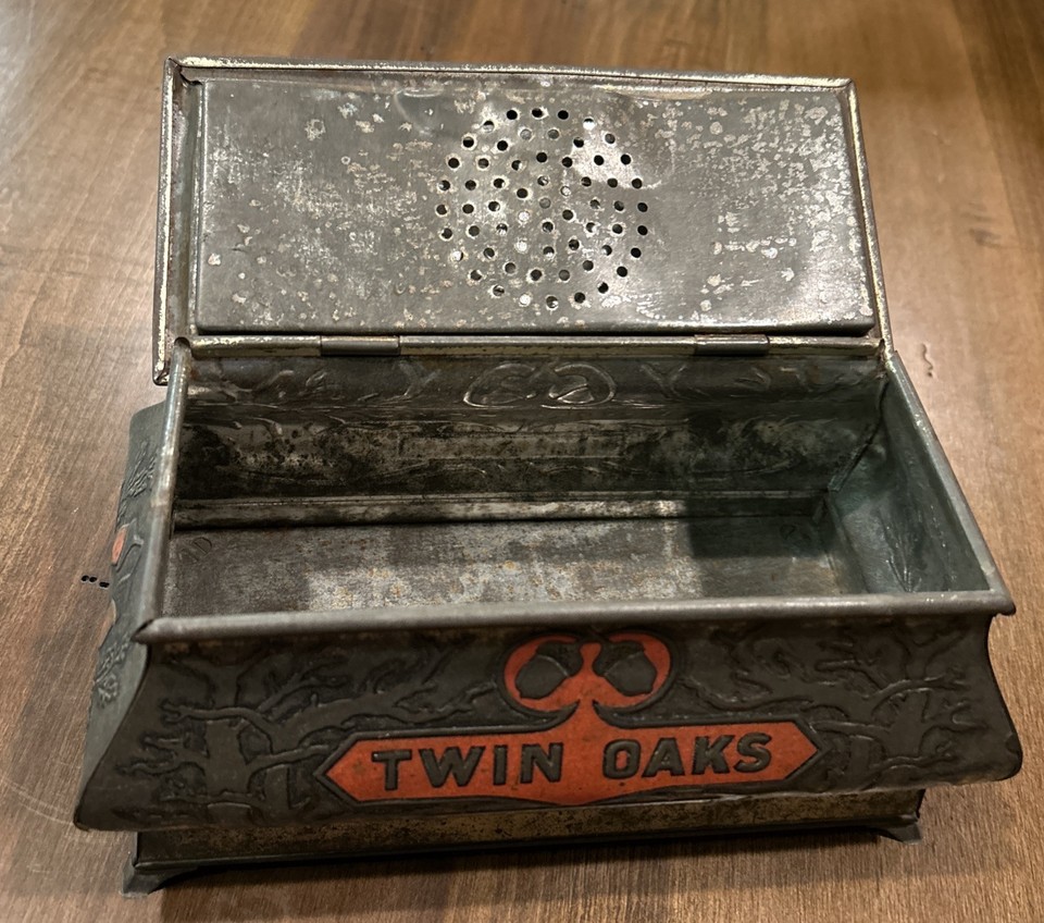 VINTAGE TWIN OAKS TOBACCO TIN HUMIDOR MIXTURE CASKET STYLE STASH BOX ...