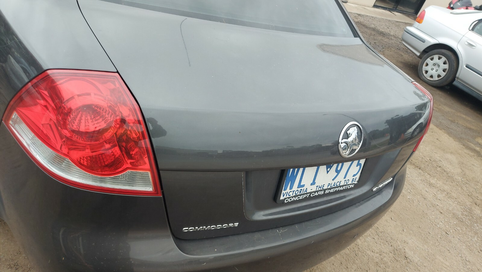 Holden ve commodore boot lid | eBay