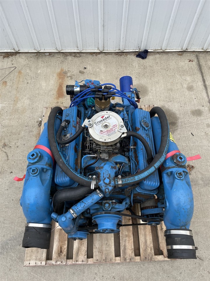 Crusader 5.7L 350 270HP V8 Boat Engine Motor Fresh Water Runs Great