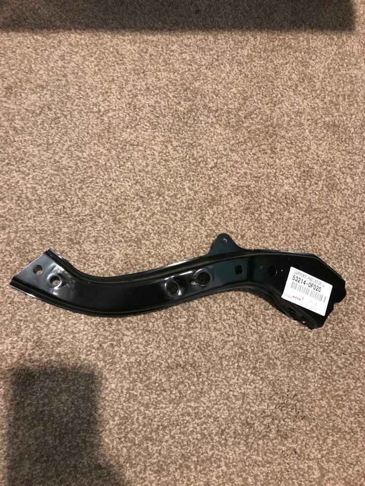 TOYOTA VERSO 2009-2012 Radiator Support Bracket PASSENGER LEFT SIDE ...