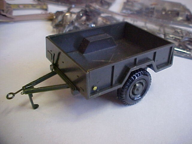 1/24 Scale Model Kit WWII U.S Army Trailers & 1/35 Artillery Guns | eBay