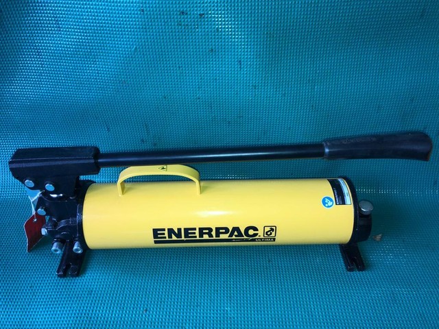 Enerpac P-80 2-Speed Hydraulic Hand Pump for sale online | eBay