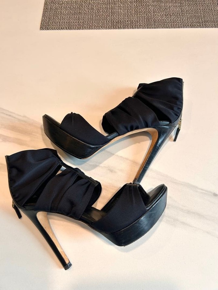 Auth FENDI Women's Heel Platform Sandals Zipper Black Logo Size 35.5 ...