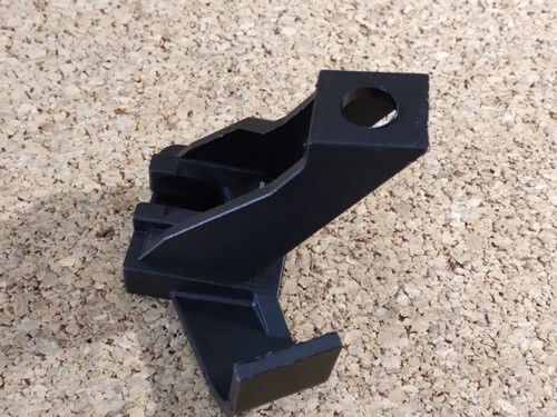 LAND ROVER ENGINE COVER BRACKET SUPPORT RH RANGE ROVER 13 SPORT 14 ...