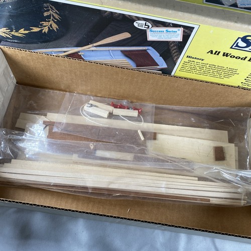 The Skiff All Wood Display Model 8"5/8 x 3" Boat Kit #967 New in Box | eBay