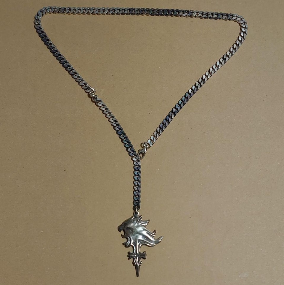 Final Fantasy VIII Silver 925 Necklace Sleeping Lionheart Square Squall ...