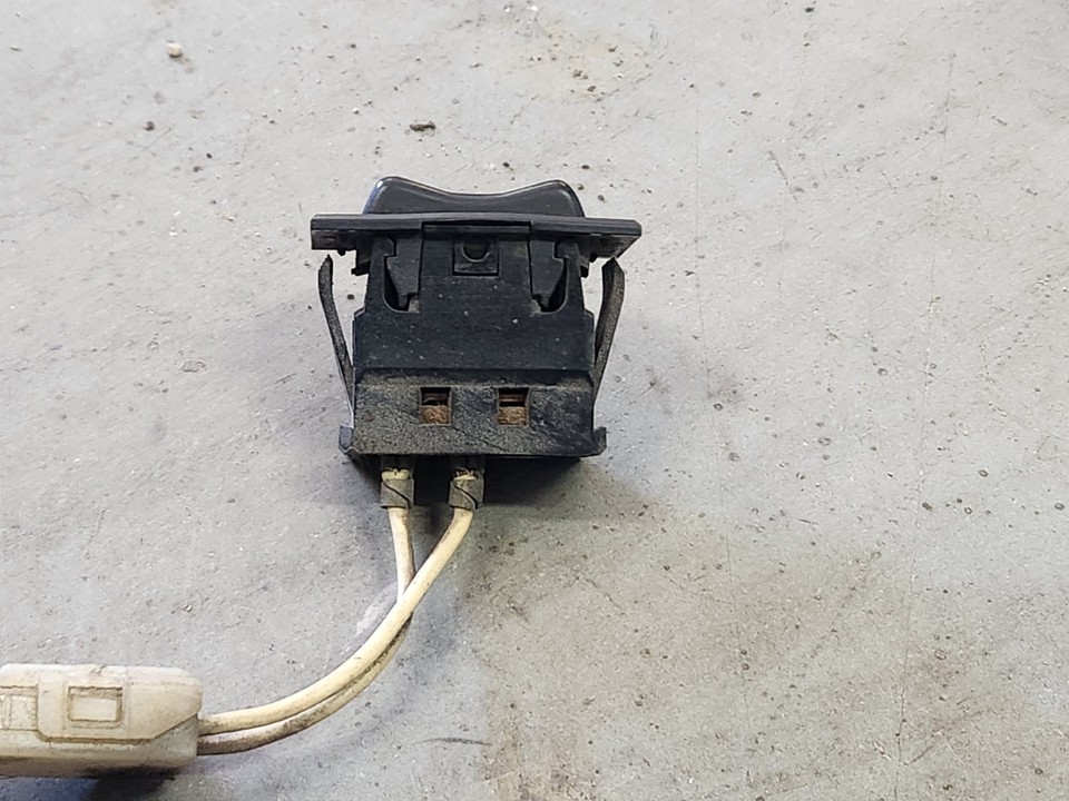 85 Corvette TRUNK HATCH RELEASE SWITCH Push Button Door Panel Mounted ...