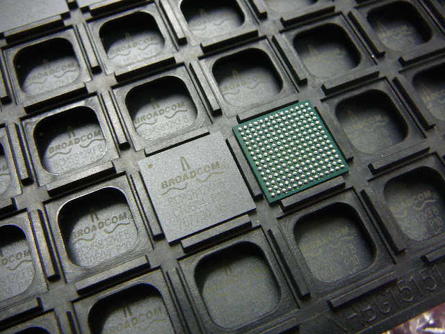 BROADCOM BCM5812KFB Microprocessor/Microcontroller/Peripheral IC **NEW ...