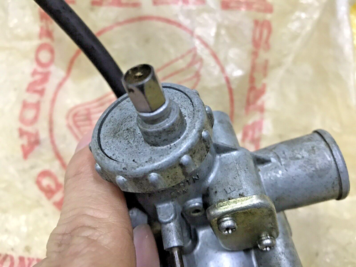 Honda C110 C111 C114 C115 CA110 Carburetor *NOS* KEIHIN Genuine 16100 ...