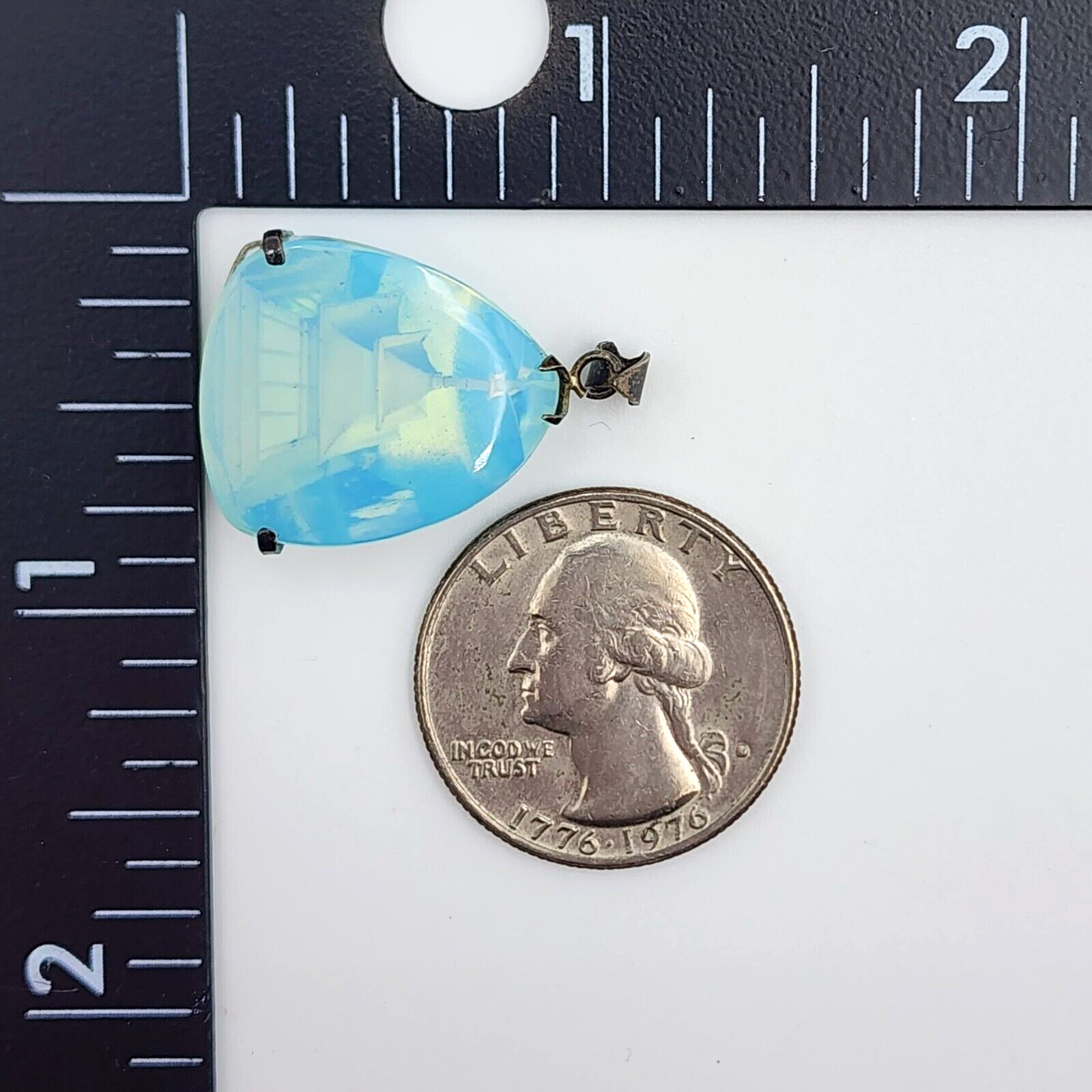 Vintage Japan Etched Pagoda Temple Intaglio Glass Ste… - Gem