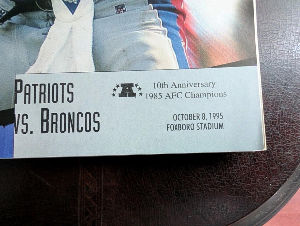 NE Patriots Game Day Program October 8, 1995 in Excellent Condition 8.5 ...