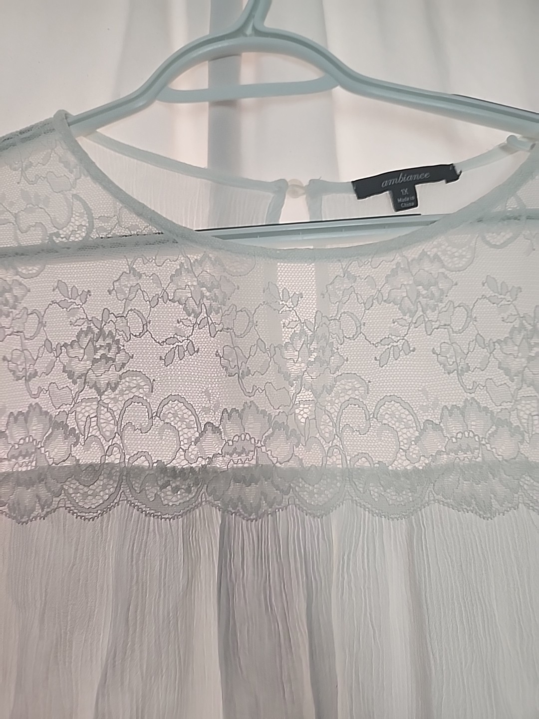 Ambiance Floral Lace Neck Blouse Top Womens Size 1X White Long Sleeve ...