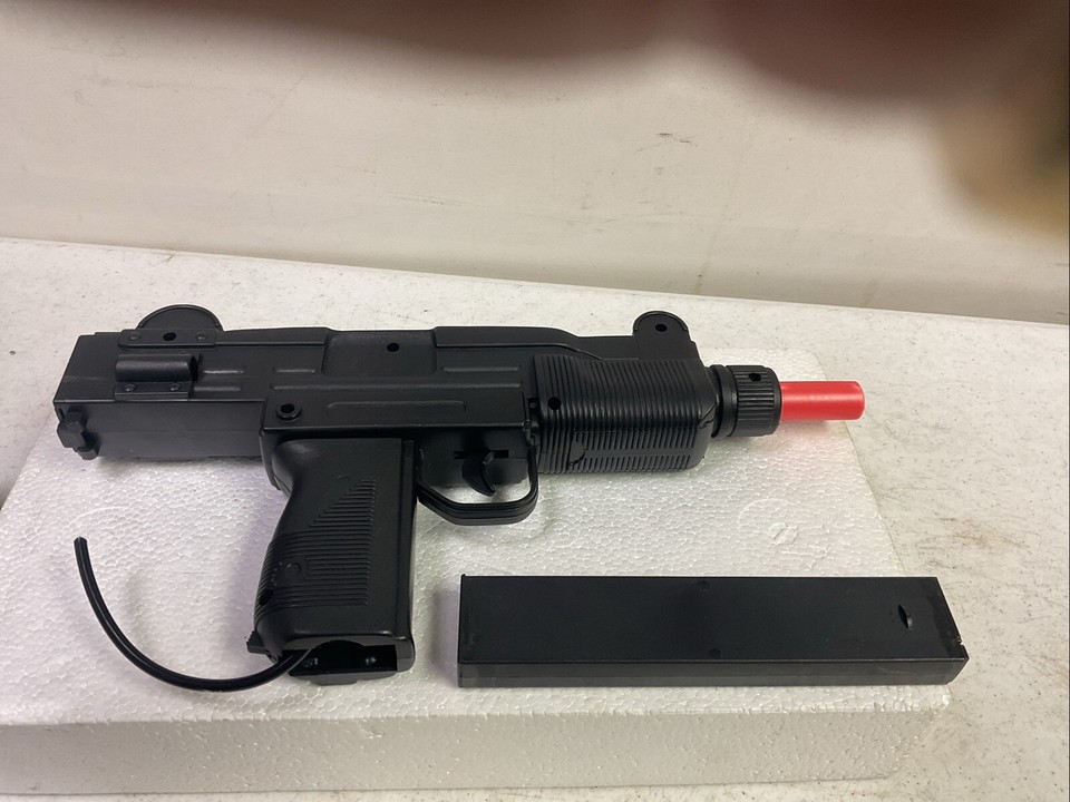 Larami UZI Water Machine Gun Toy 1987 Motorized Carbine Battery ...