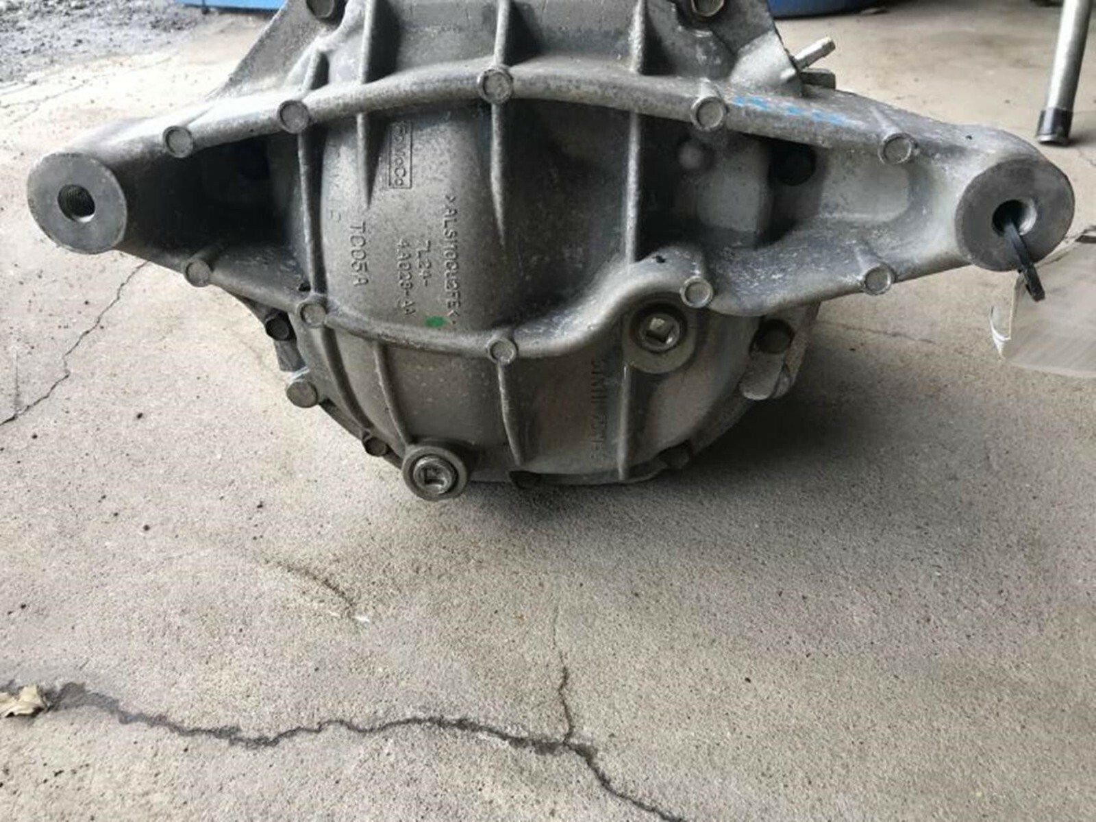 2007-2010 Ford Explorer Rear Axle Differential Carrier 3.55 Ratio | eBay