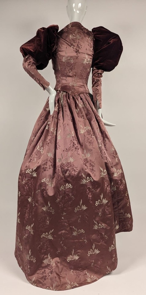 VICTORIAN 1890’S VELVET BALLOON SLEEVE + ROSE BROCADE SILK SATIN BUSTLE ...