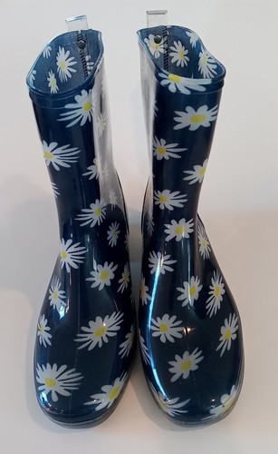 BLUE DAISY Size 9 Rubber Barn BOOTs White Yellow Daisy's Cute Rain Wind ...