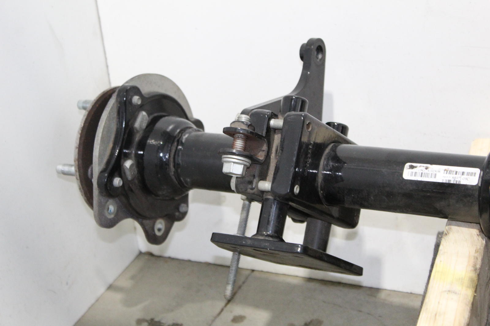 2009-2023 Harley Davidson Freewheeler Tri Glide Rear Axle End Assembly ...