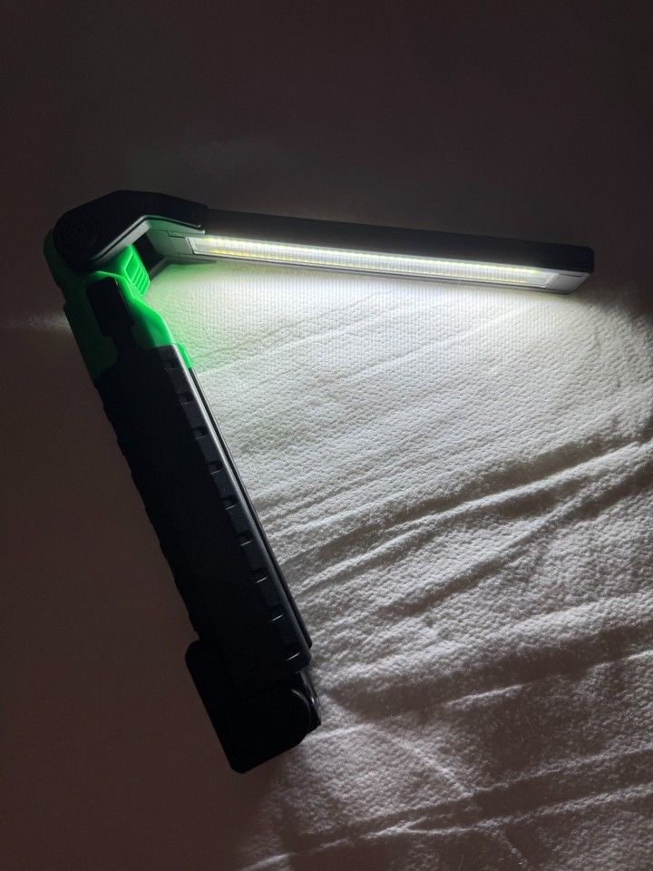 Matco Tools Cordless Folding Work Light MWLAG - Green | eBay