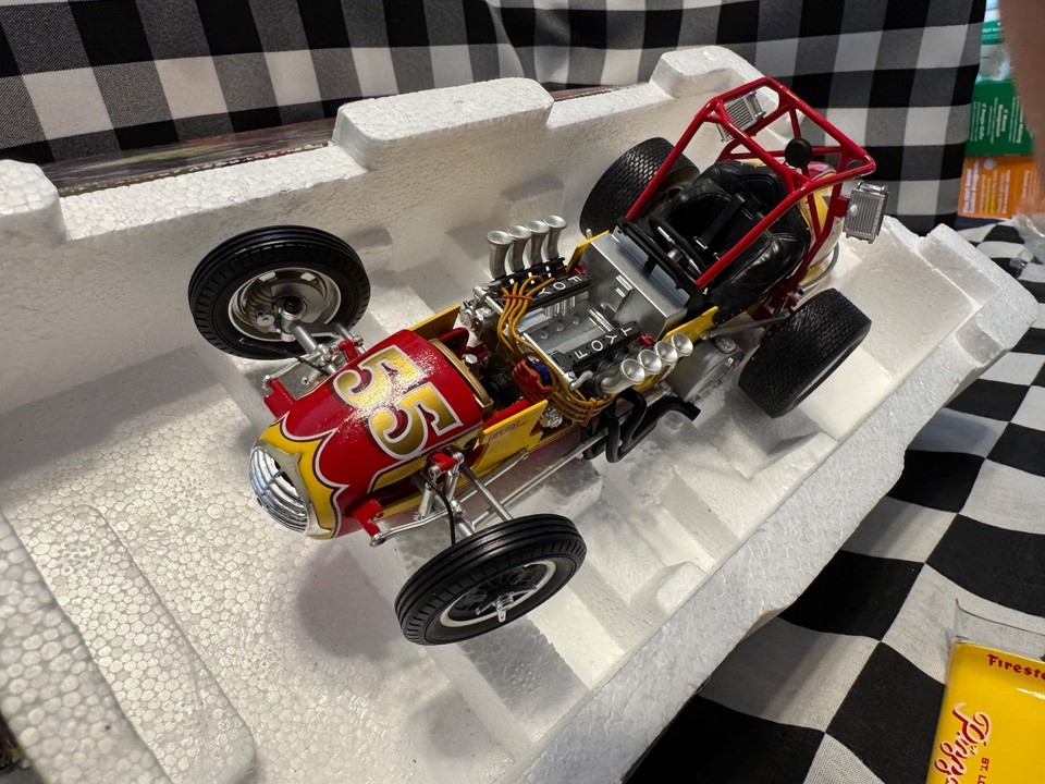 JIMMY CARUTHERS PIZZA HUT FORD POWERED TWIN CAM 1/18 SCALE DIRT CHAMP ...