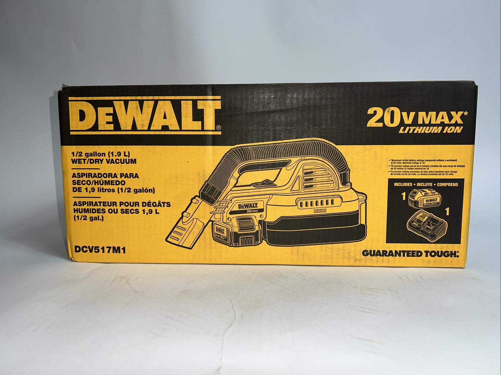 DEWALT DCV517M1 Yellow 1.5 Gallon Wet/Dry Portable Vacuum Kit ...