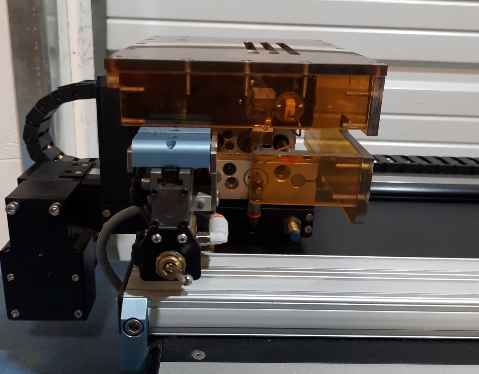 Beahm Designs 410-A Horizontal Laminator 750mm 20mm/sec 200-750°F ...