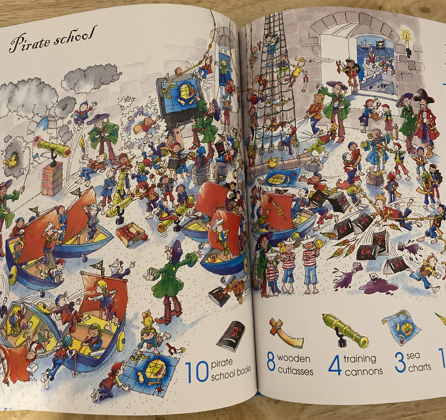 1001 Things to Spot Ser.: 1001 Pirate Things to Spot by Rob Lloyd Jones ...