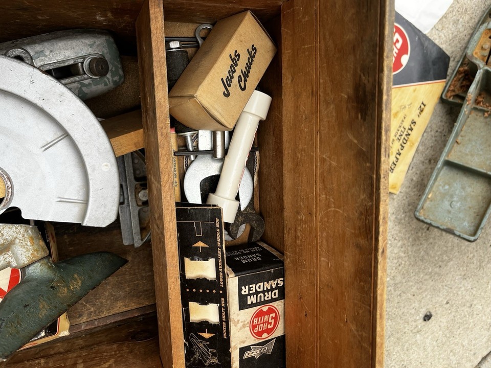 Shopsmith Mark 5 Multi-Purpose Woodworking Lathe with Many Accessories ...