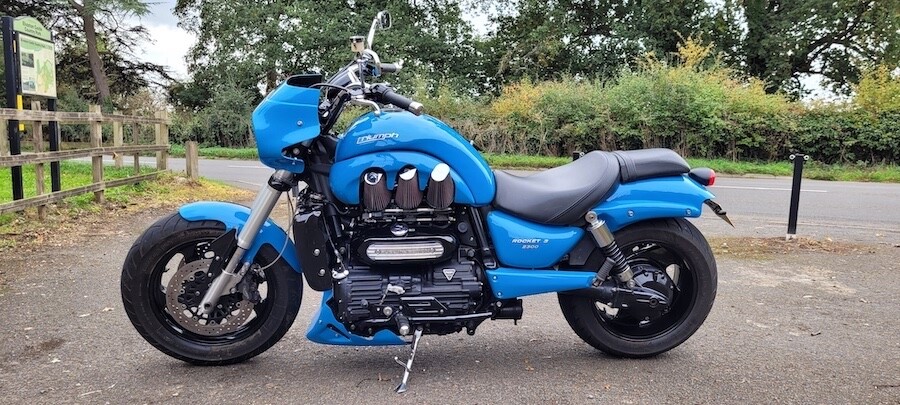 Triumph Rocket 3 Headlight Fairing / Screen | eBay